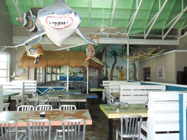 Coastal Breeze Seafood Grill - Patsy Overton Interiors